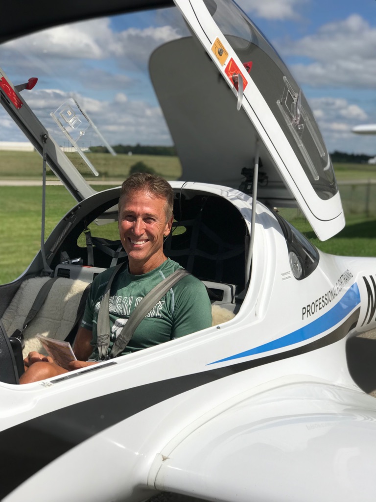 Congratulations to Scott on his First Solo Flight! - Crosswinds Aviation